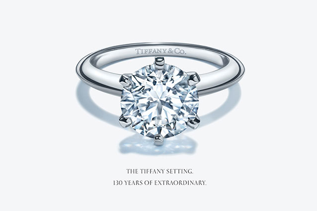 L'iconico anello di fidanzamento Tiffany celebra i 130 anni (VIDEO)